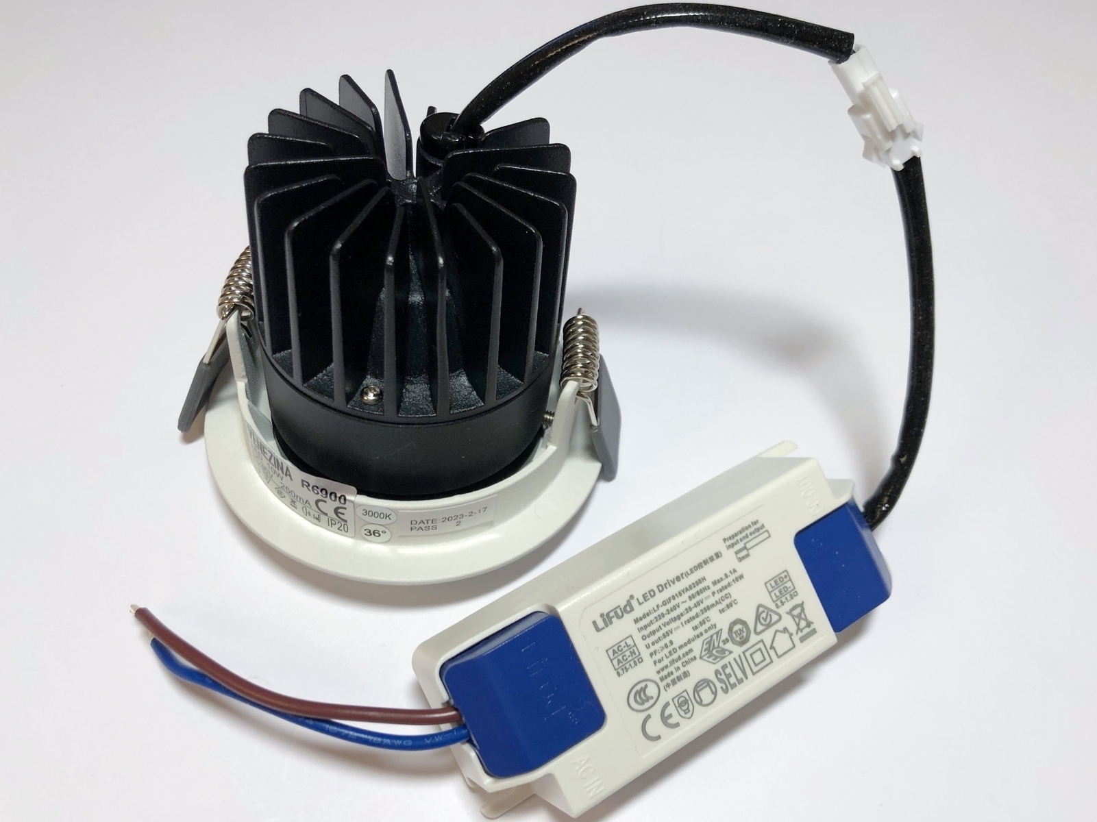 Светодиодный LED светильник 10Вт - 5€, Venezina, R6900, 10 Вт ...